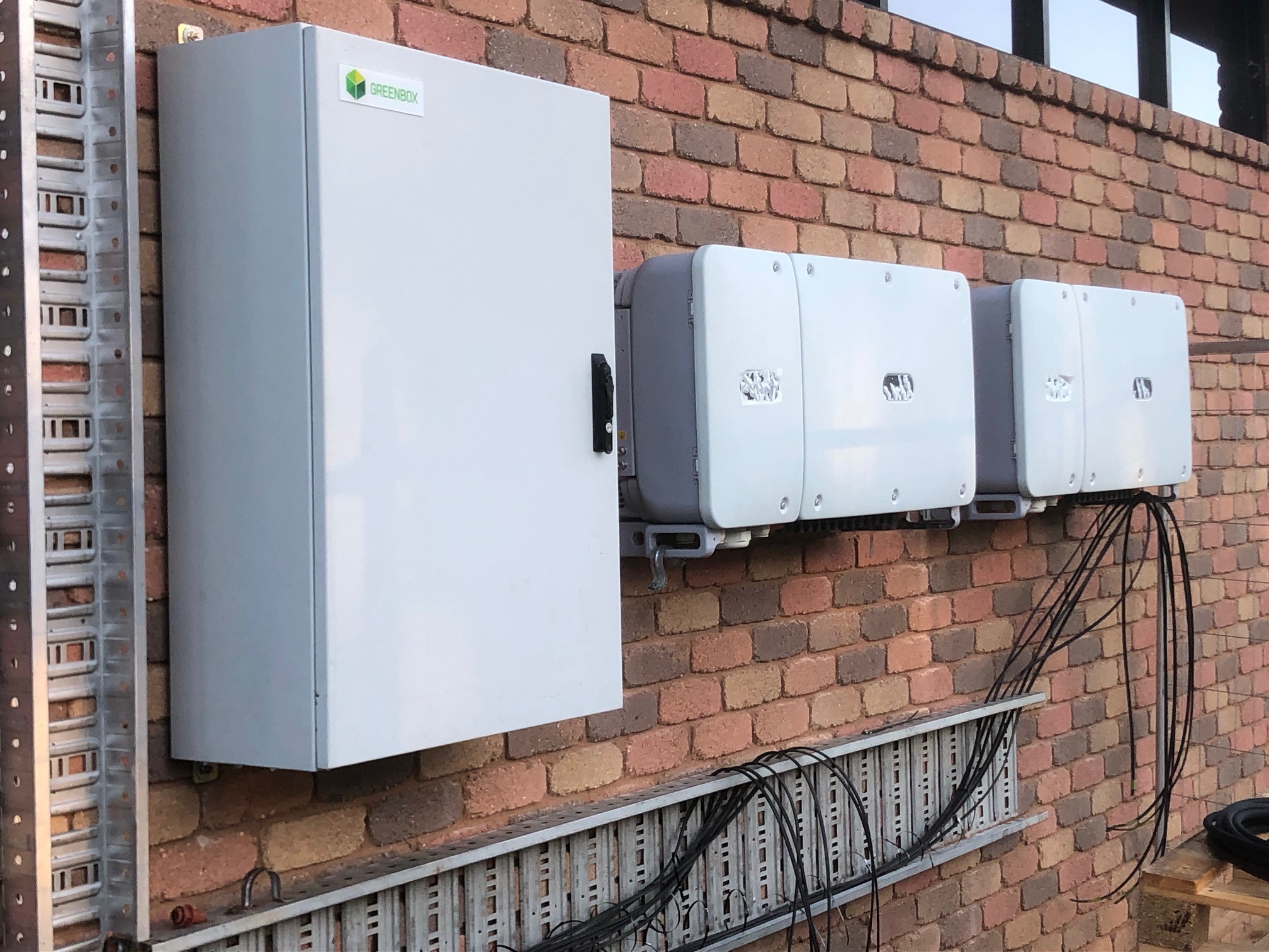 Mathoura Inverter wall | Blue Tongue Energy